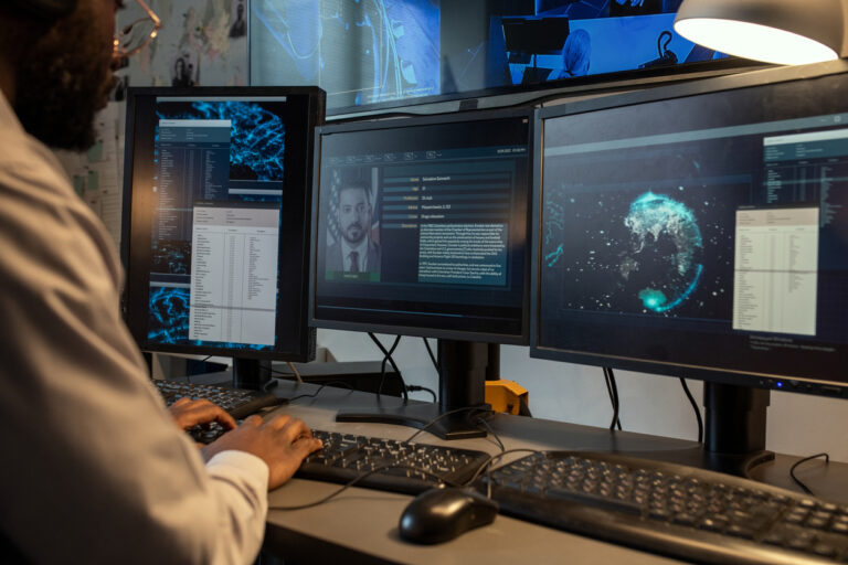 Digital Forensics Degree vs Traditional CSI | 2025 Guide